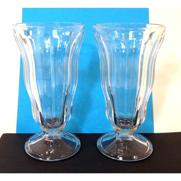 Unbranded | Dining | 2 Vintage Milk Shake Sundae Glass 8oz Ice Cream ...